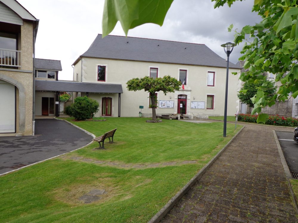 Le secrétariat - Commune de Boeil Bezing